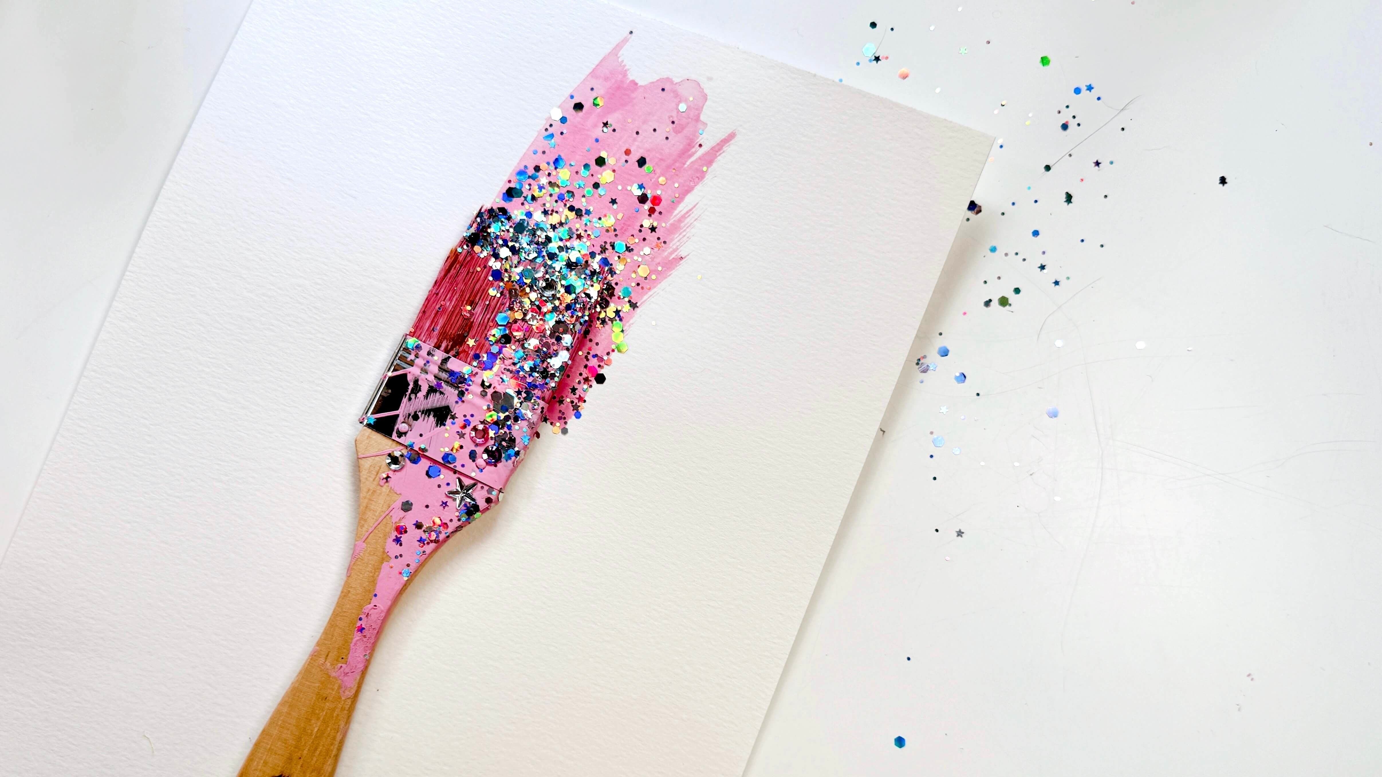 How to Make a Glitter Paintbrush (Easy Upcycle Craft Idea)